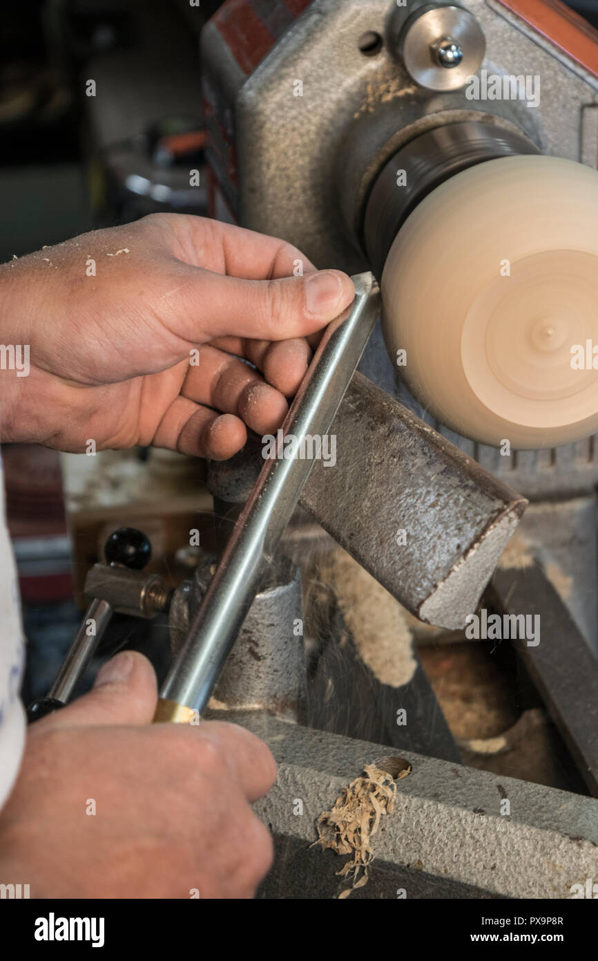 Wood turning tools hi-res stock photography and images - Alamy