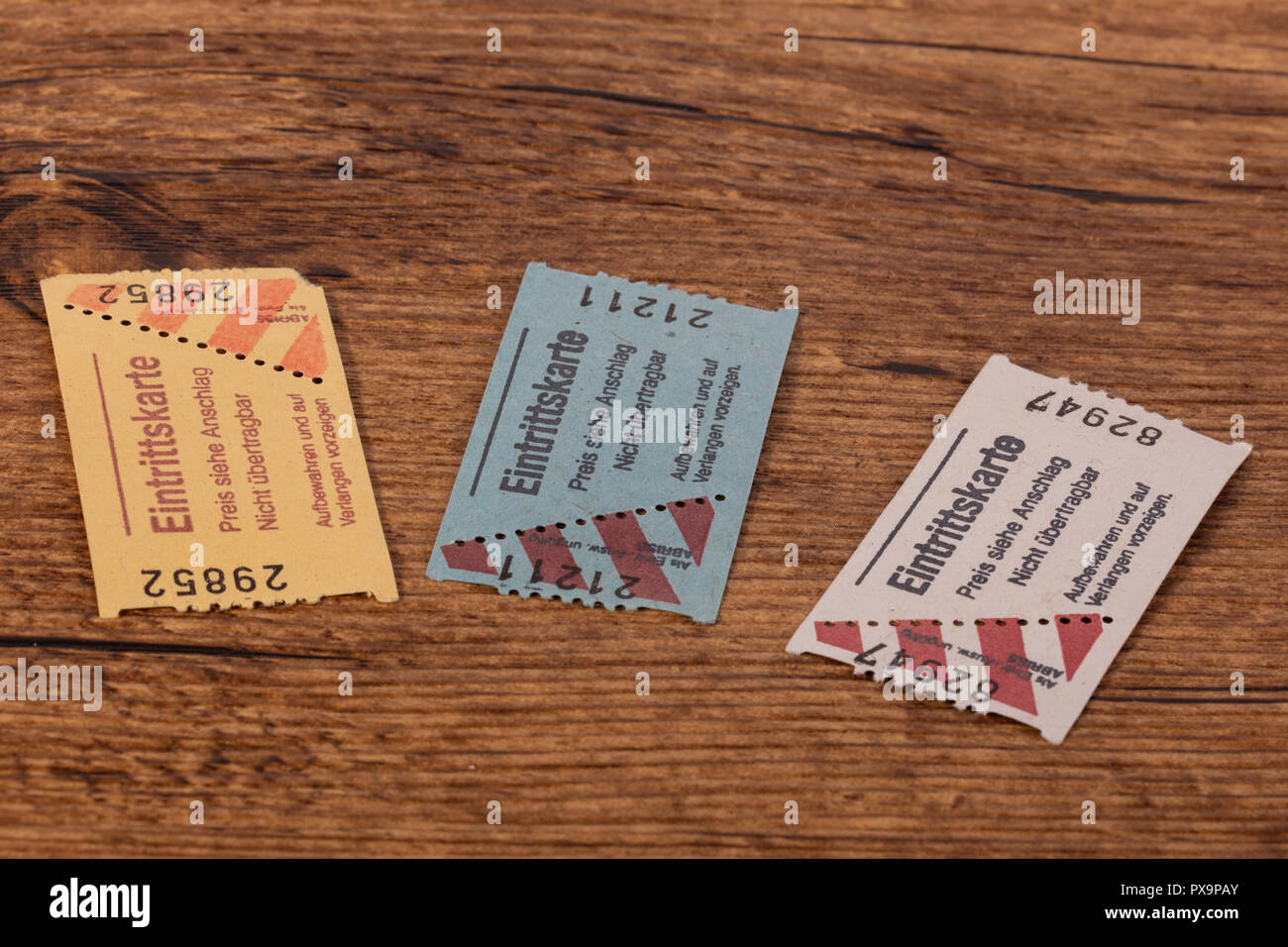 Raffle table hi-res stock photography and images - Alamy