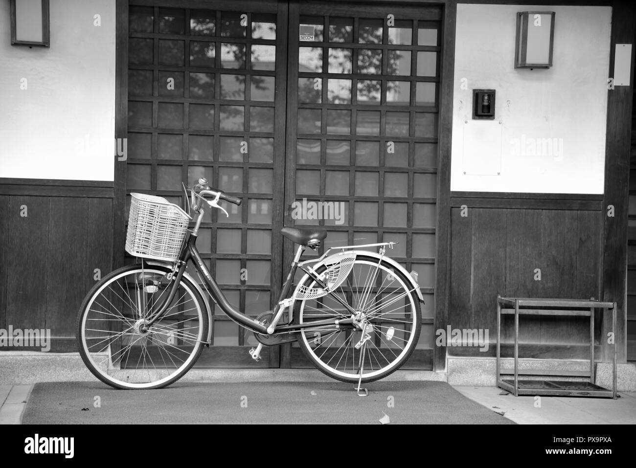 Vintage Bicycle in Japan Stock Photo - Alamy