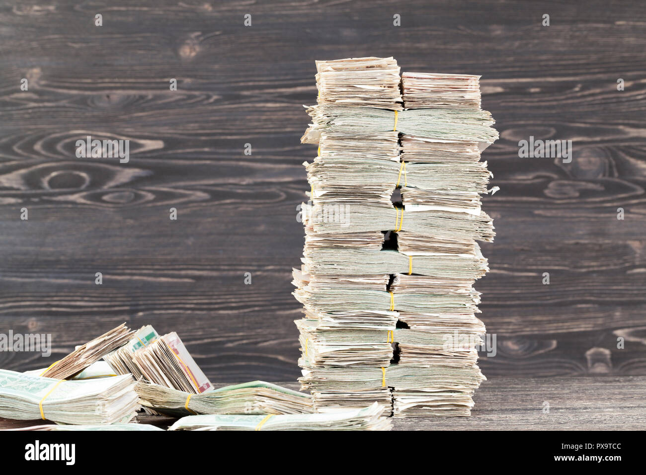 Old paper bills hi-res stock photography and images - Alamy
