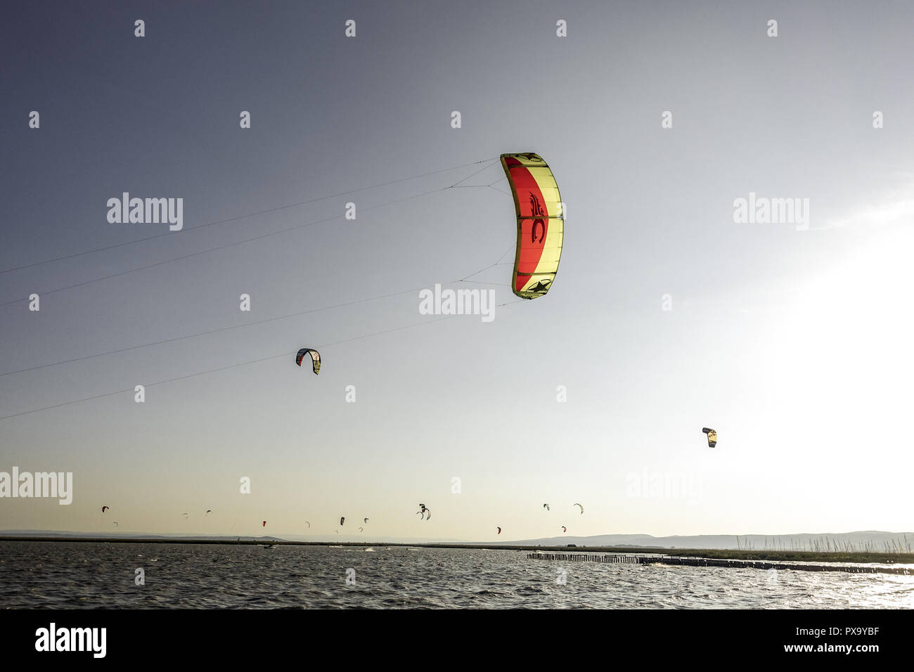 Kite Surfing, Lake Neusiedler See, Breitenbrunn, Burgenland, Österreich, Austria, Neusiedlersee ...