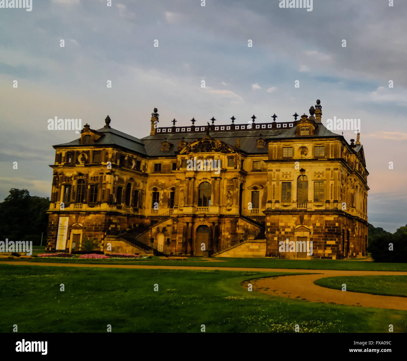 Palais grosser garten hi-res stock photography and images - Alamy