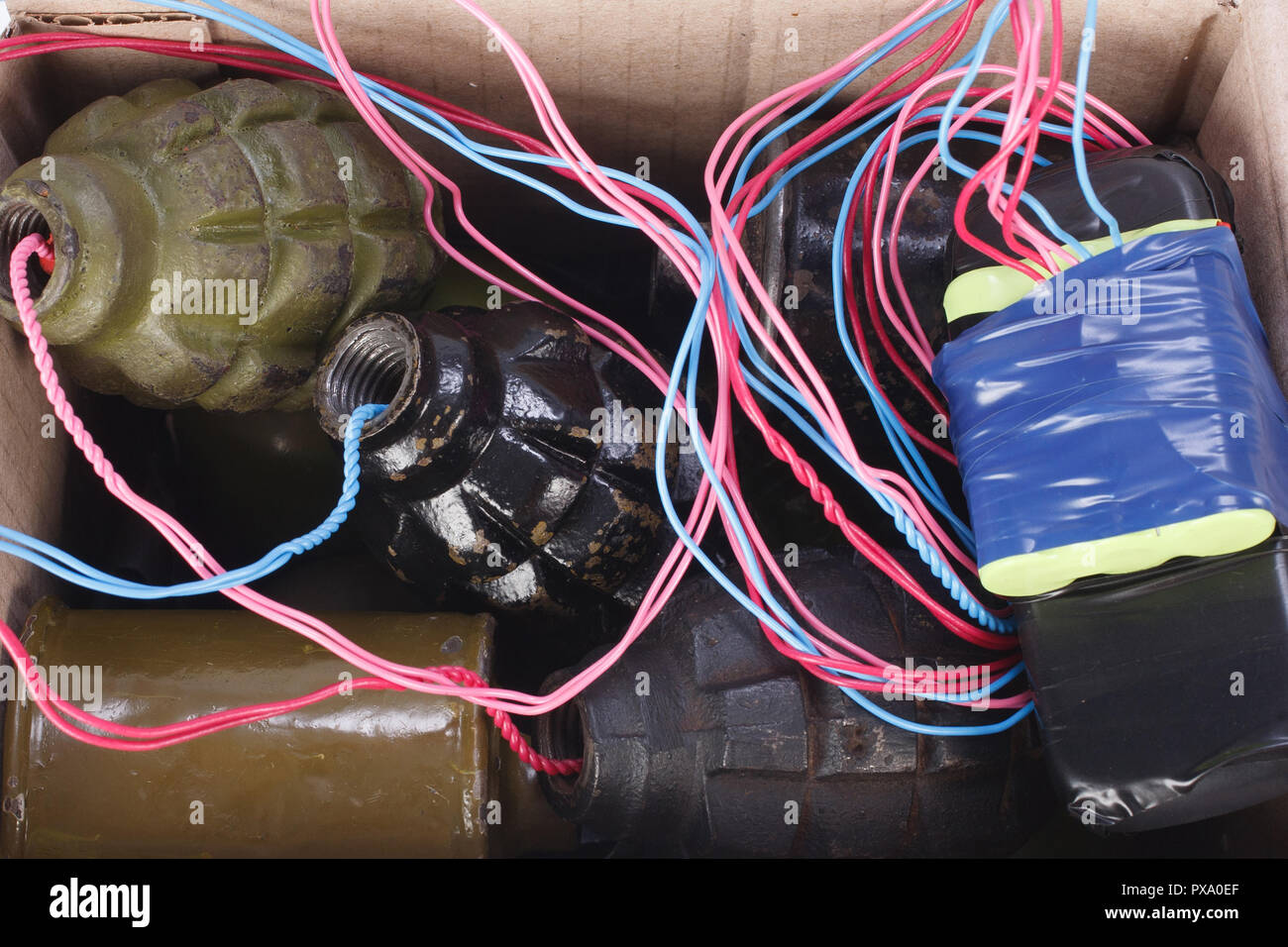 Improvised device bomb hi-res stock photography and images - Alamy