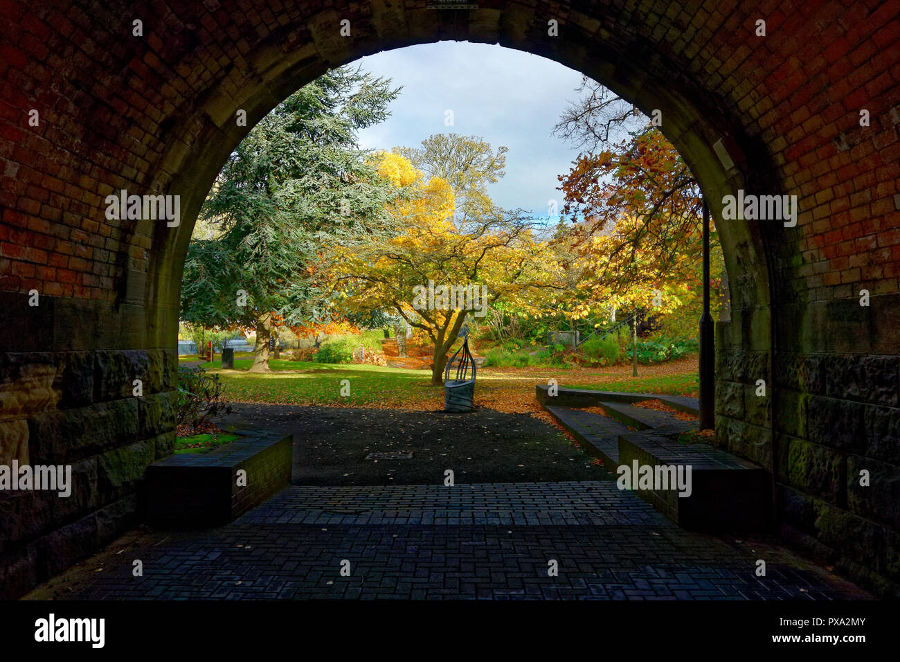 Queens bridge perth hi-res stock photography and images - Alamy
