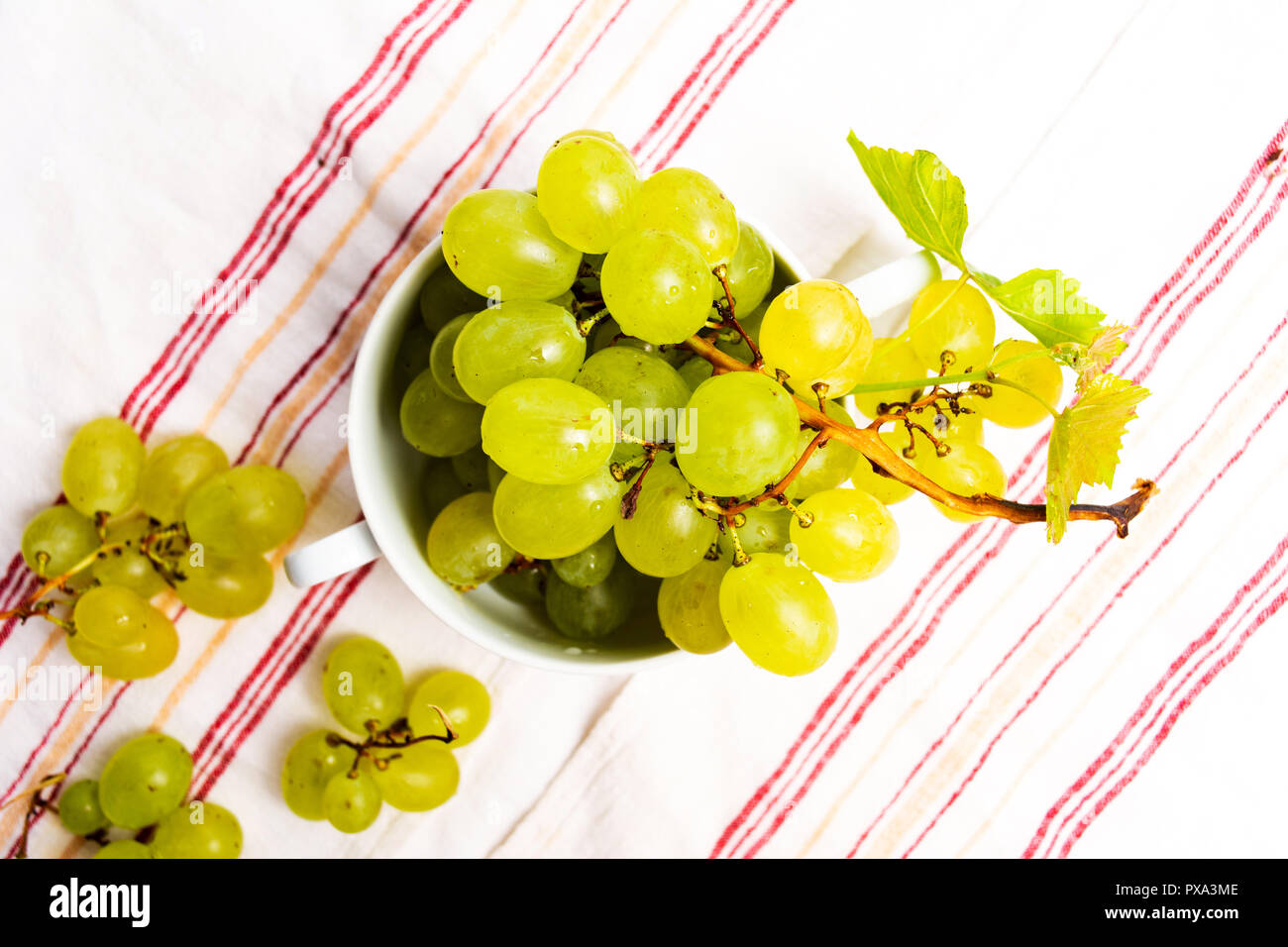 Fresh grapes in plate hi-res stock photography and images - Alamy