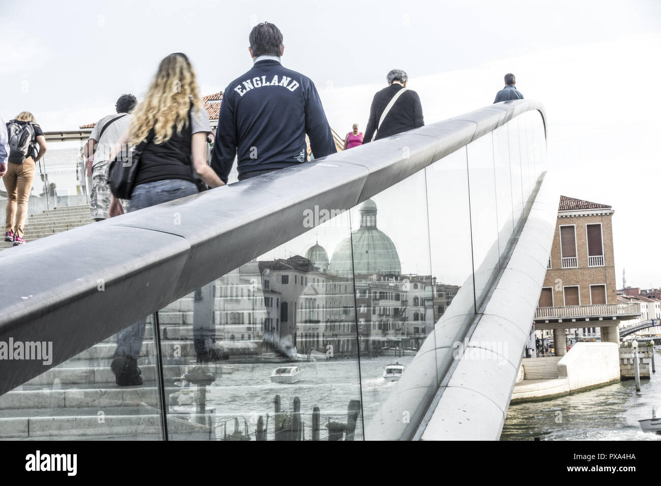 Ponte della Costituzione, Santiago Calatrava, modern brigde over Grand ...