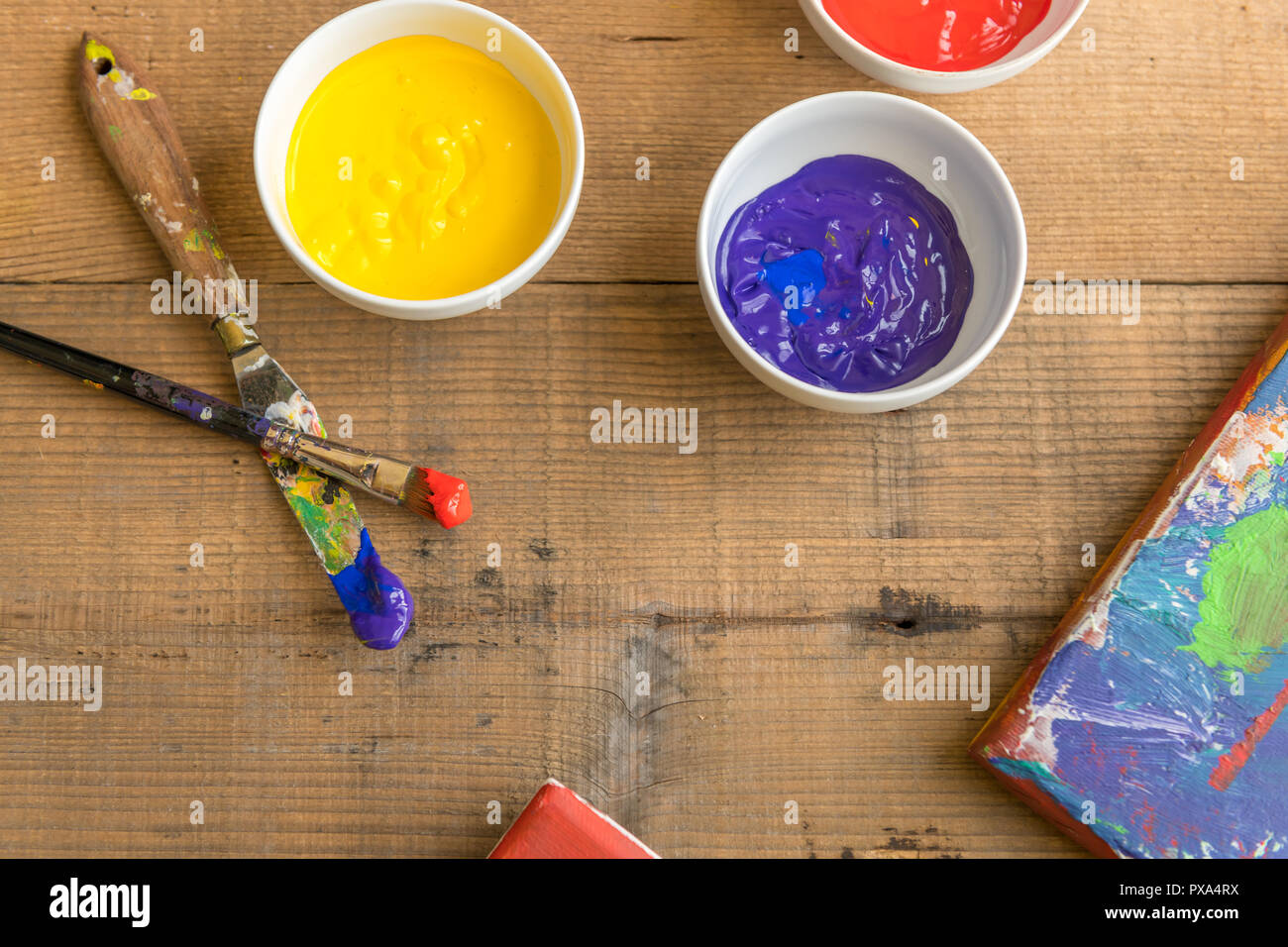 Ready for paint hi-res stock photography and images - Alamy