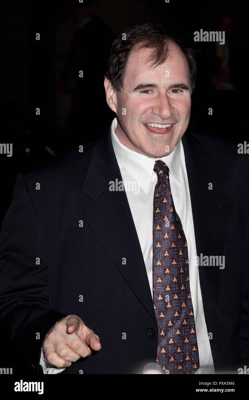 NEW YORK, NY - NOVEMBER 30, 2009: Richard Kind attends the 19th Annual ...