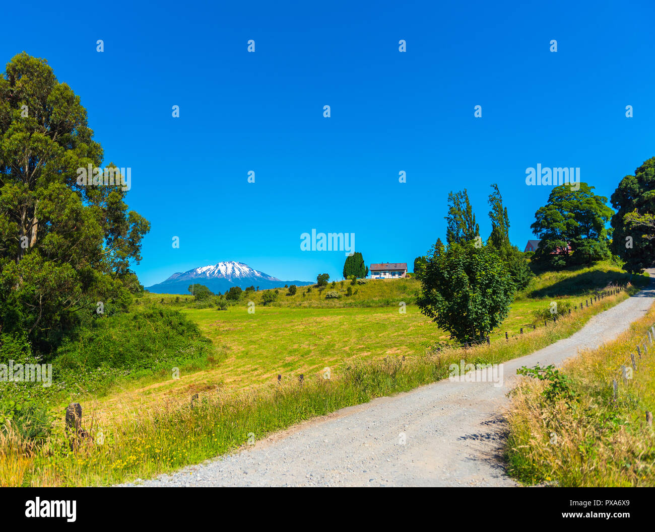 Calbuco volcano hi-res stock photography and images - Alamy
