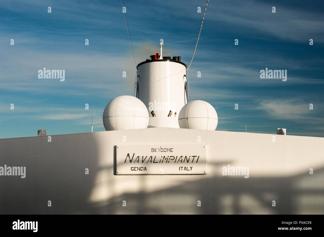 Naval ship satellite hi-res stock photography and images - Alamy