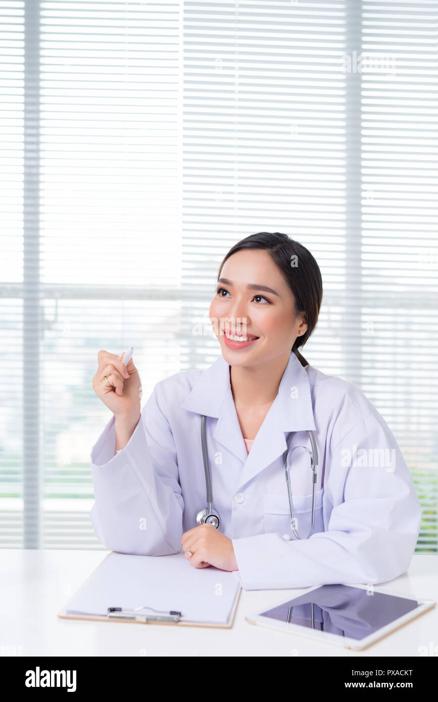 Portrait happy asian female doctor hi-res stock photography and images ...