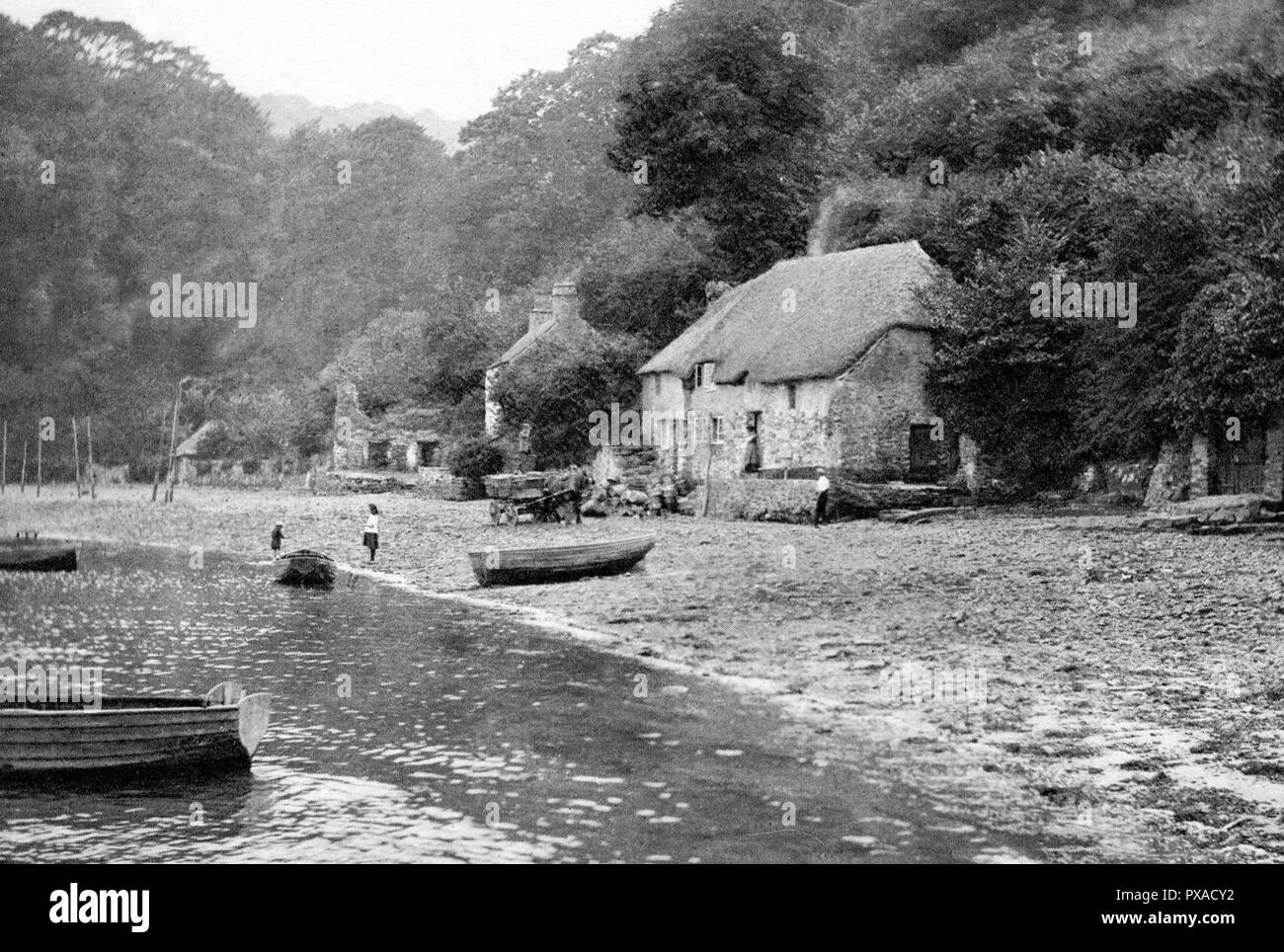 Vintage dart hi-res stock photography and images - Alamy