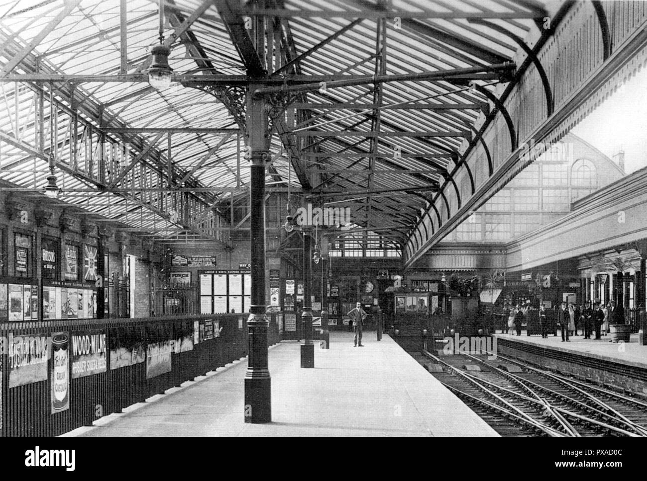Old helensburgh station hi-res stock photography and images - Alamy