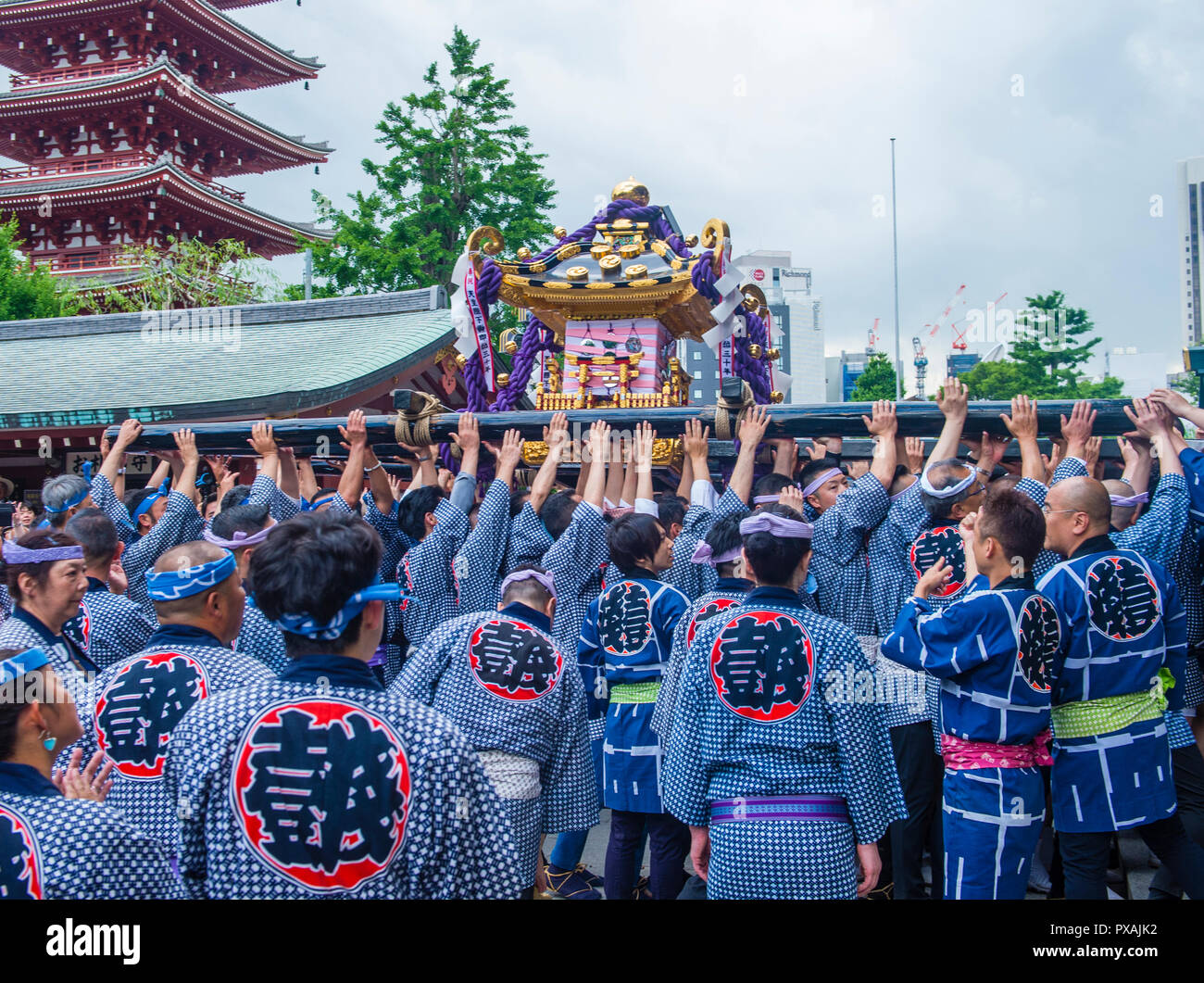 Matsuri clothes hi-res stock photography and images - Alamy