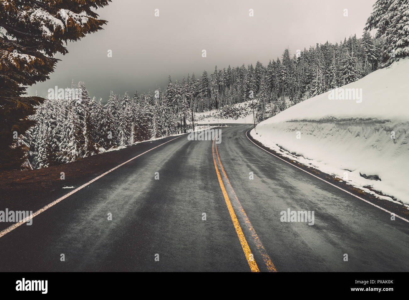 Cold road trip hi-res stock photography and images - Alamy