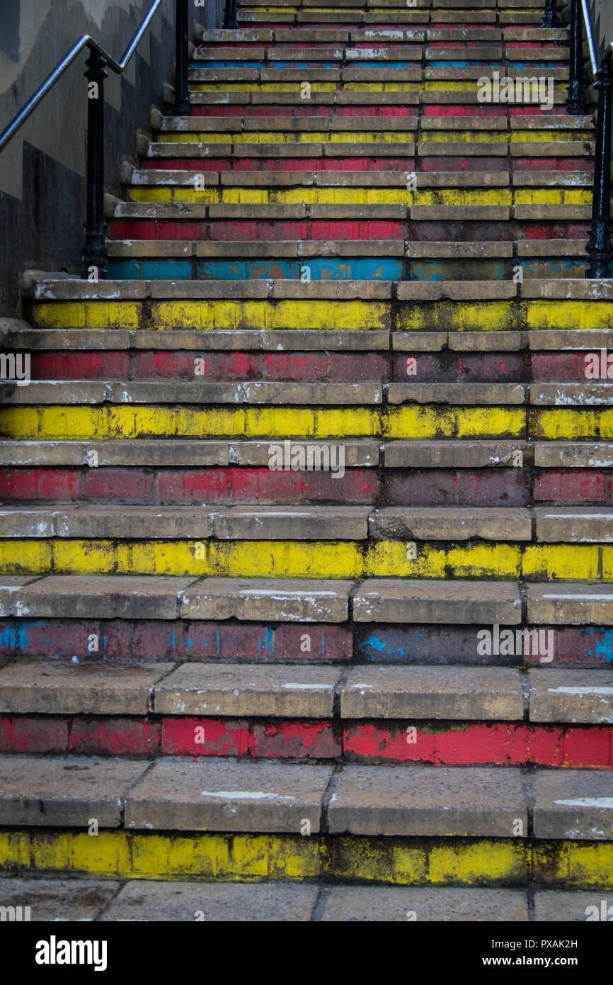 Striped steps hi-res stock photography and images - Alamy