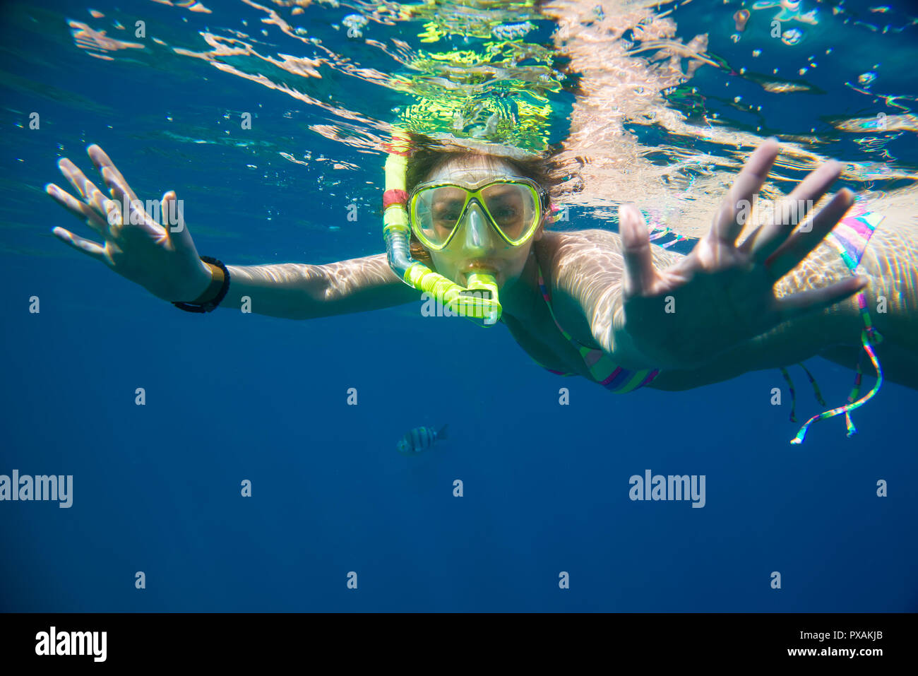 Girl snorkeling underwater hi-res stock photography and images - Alamy