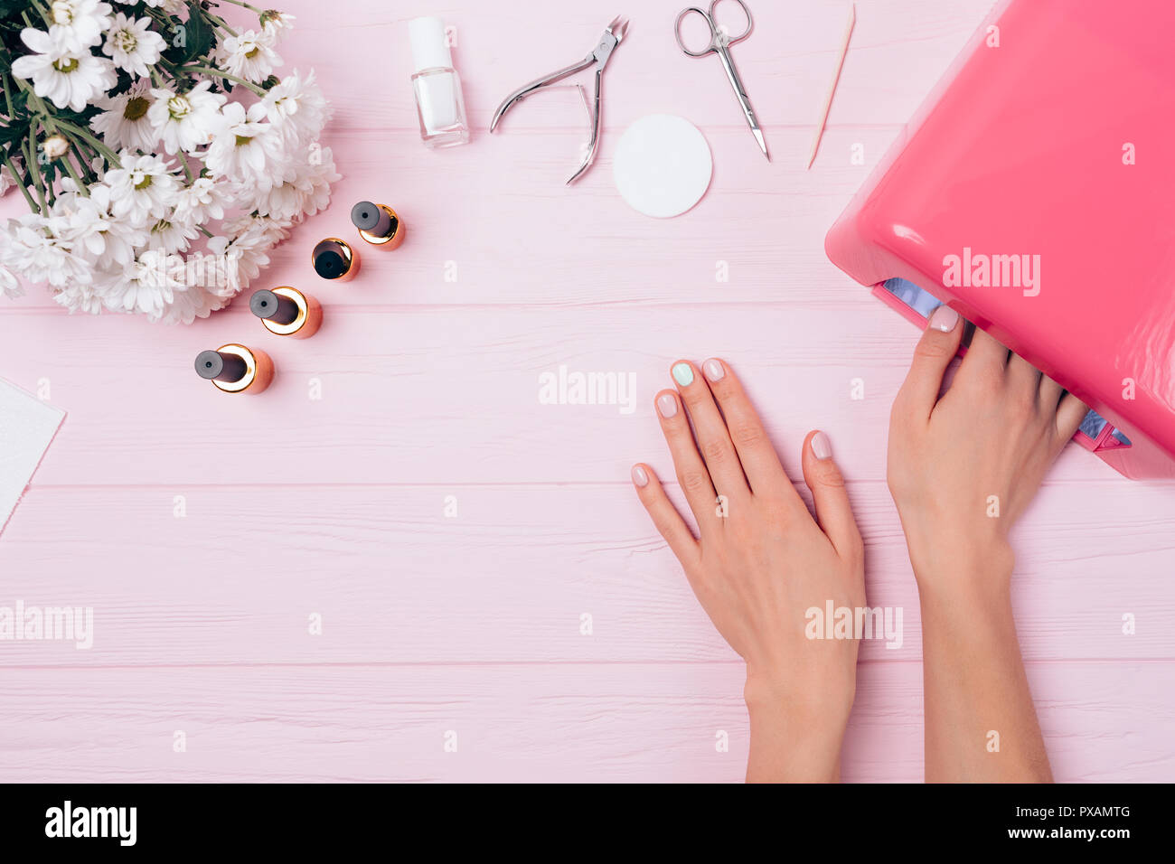 Uv polymerization hi-res stock photography and images - Alamy