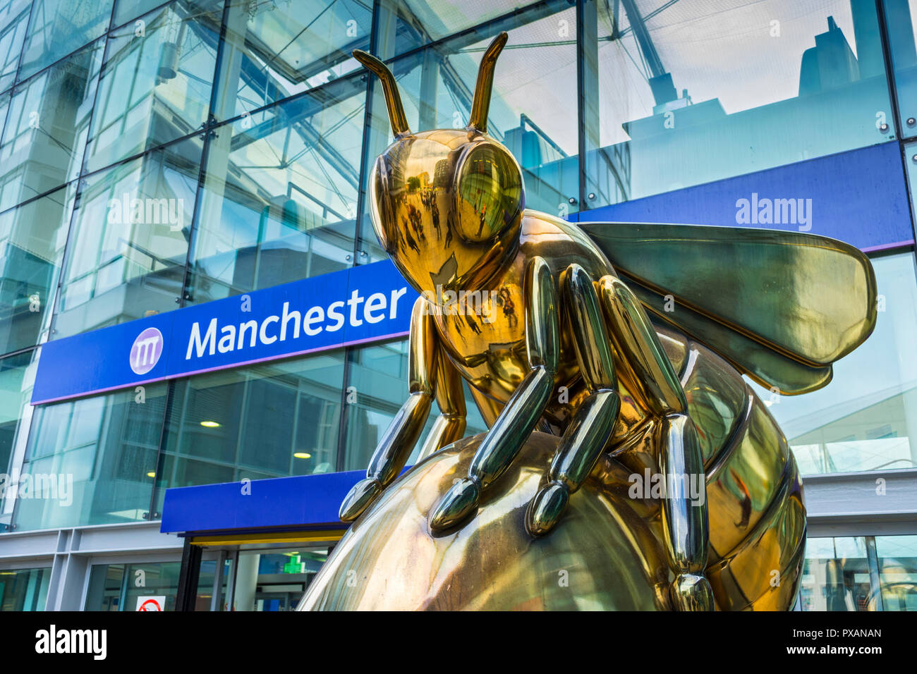 AuBee, by Hydro Monkeys. One of the Bee in the City sculptures ...