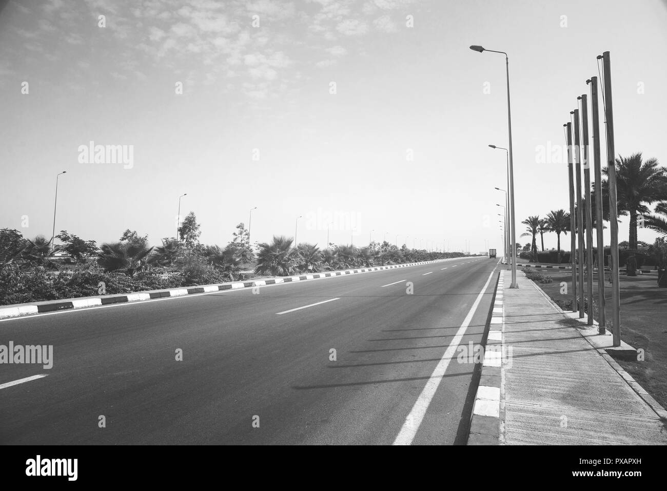 Highway in desert egypt hi-res stock photography and images - Alamy