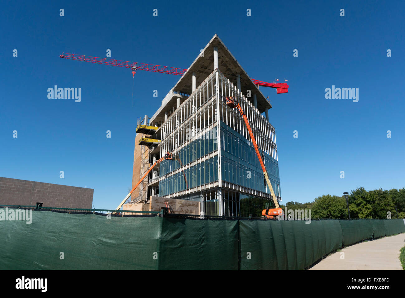 Contruction site of an office building in north texas Stock Photo - Alamy