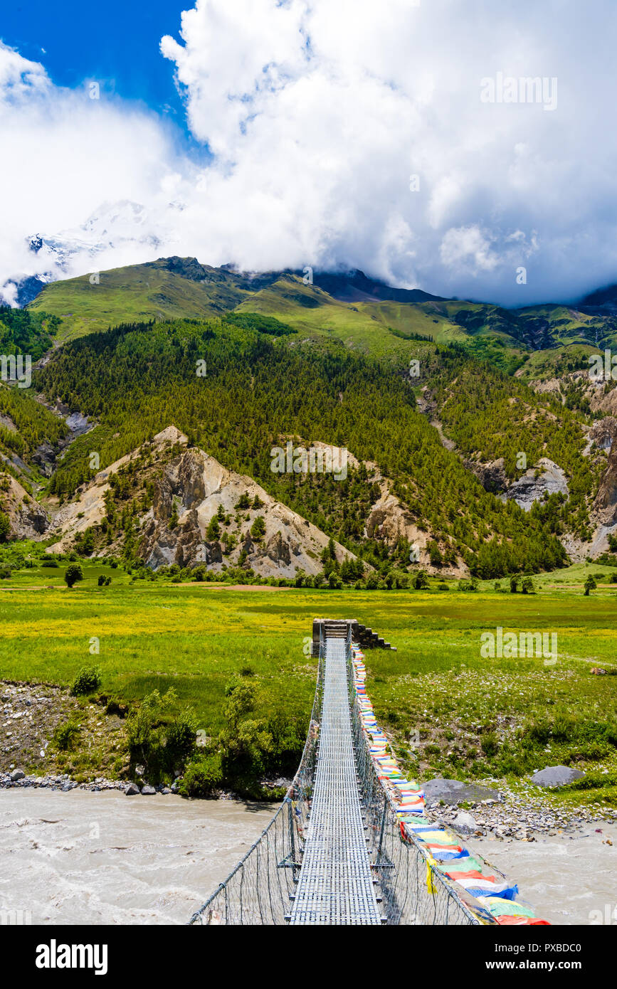 Manang road hi-res stock photography and images - Alamy