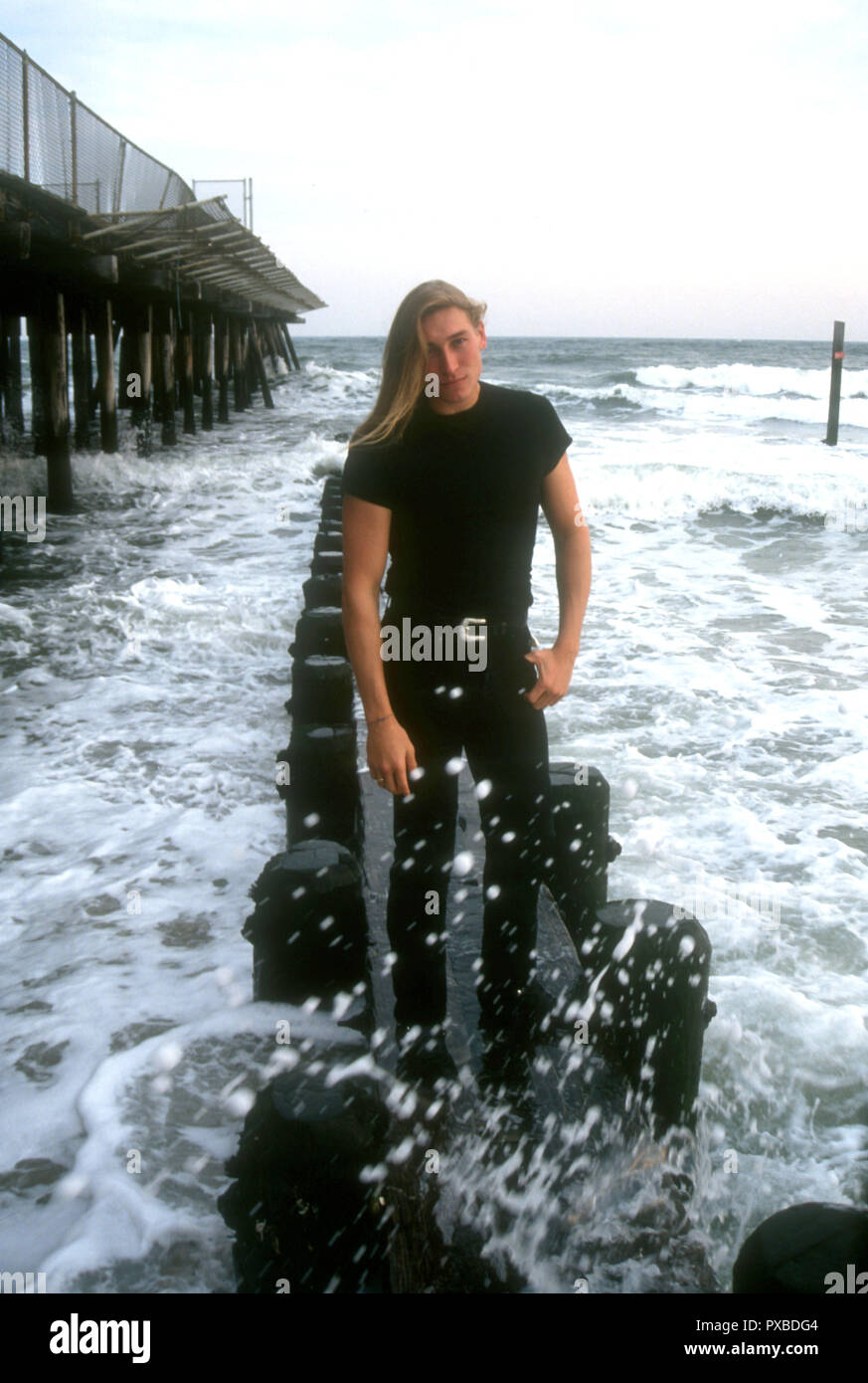 NEW YORK, NY - OCTOBER 24: (EXCLUSIVE) Actor/dancer/choreographer Aaron ...