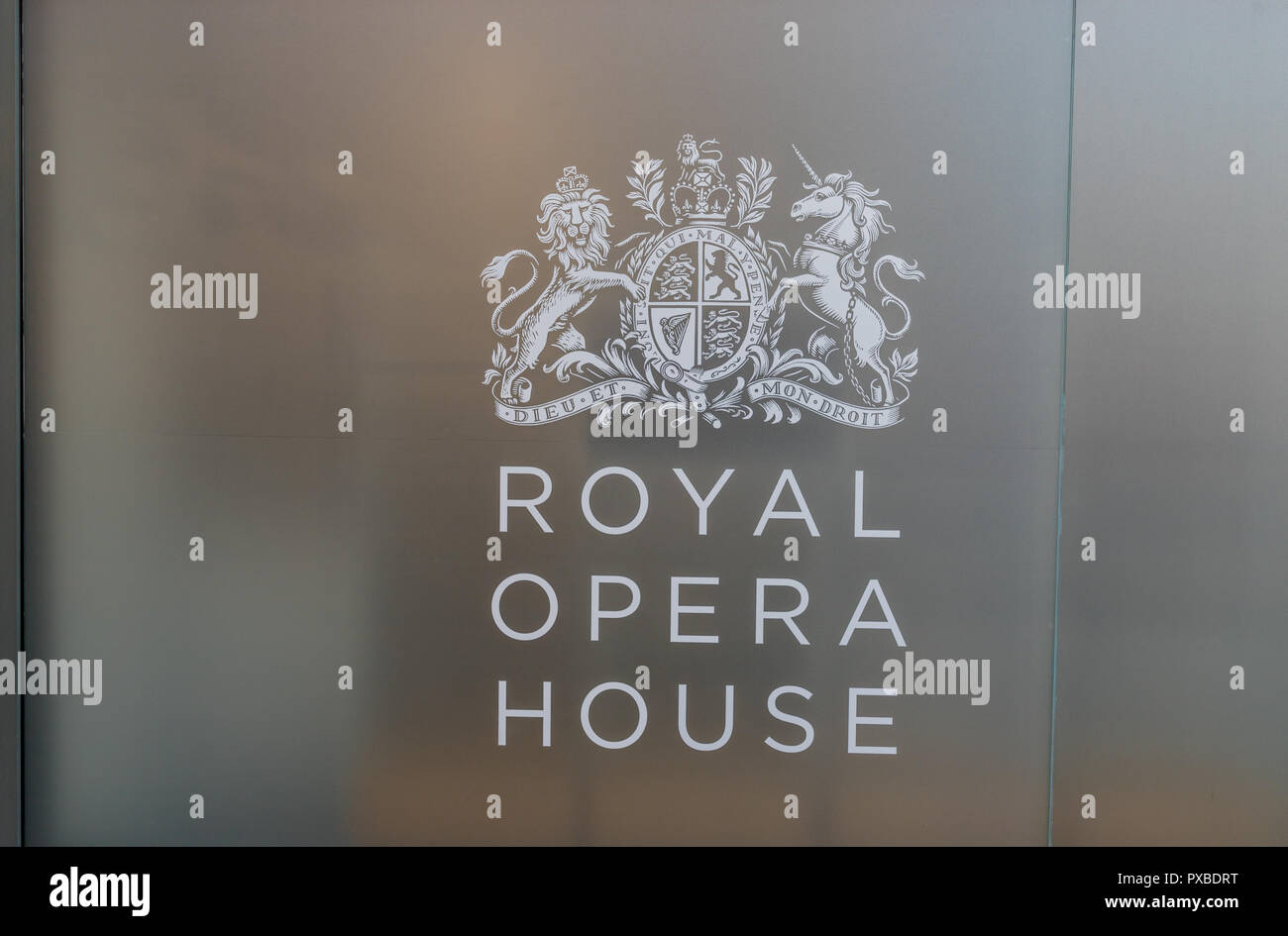 Royal opera house sign london hi-res stock photography and images - Alamy