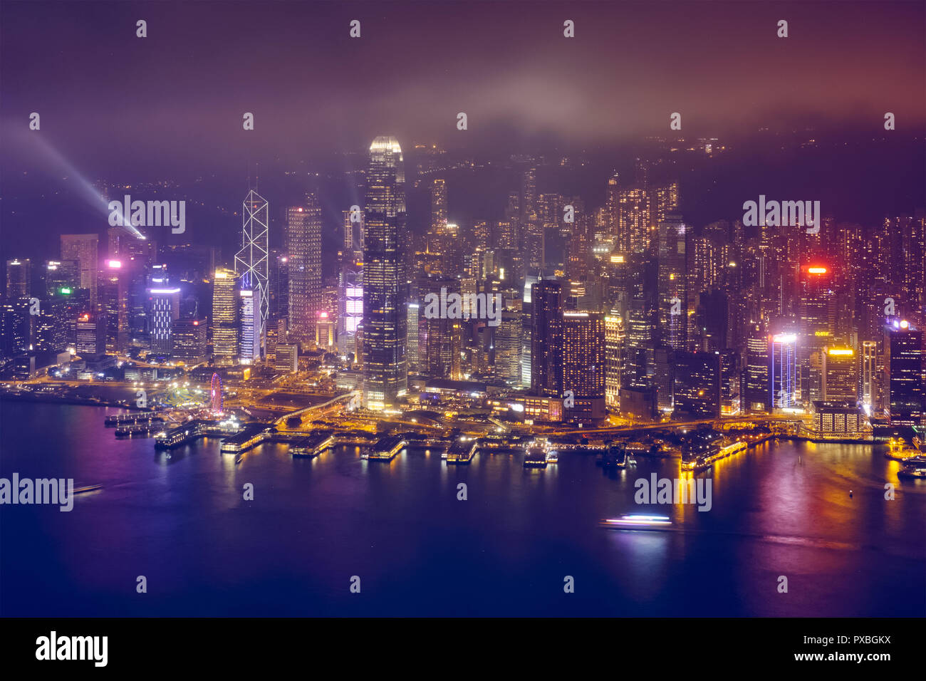 Victoria harbour skyline hi-res stock photography and images - Alamy
