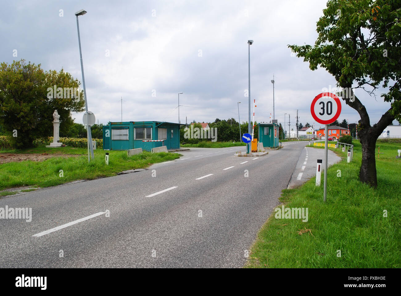 Abandoned border checkpoint hi-res stock photography and images - Alamy