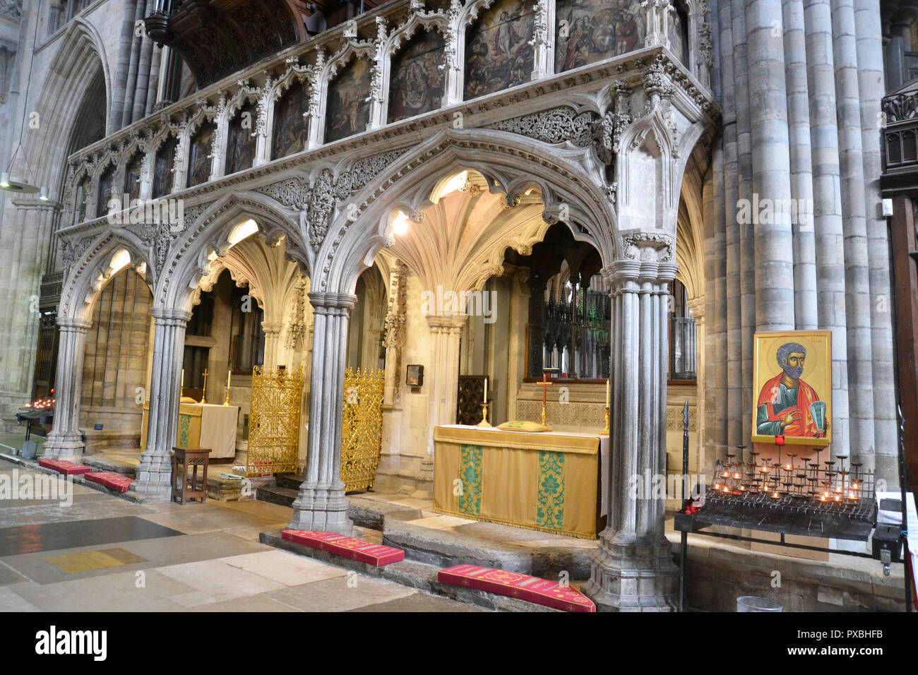 Exeter cathedral interior hi-res stock photography and images - Alamy