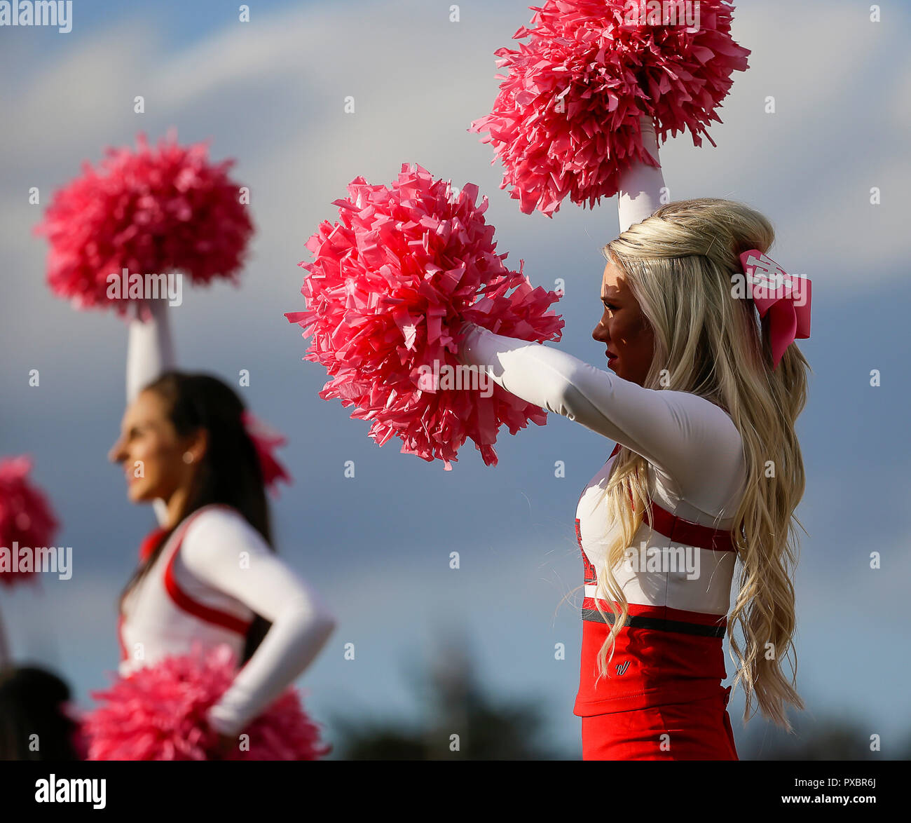 Navy cheerleaders hi-res stock photography and images - Alamy