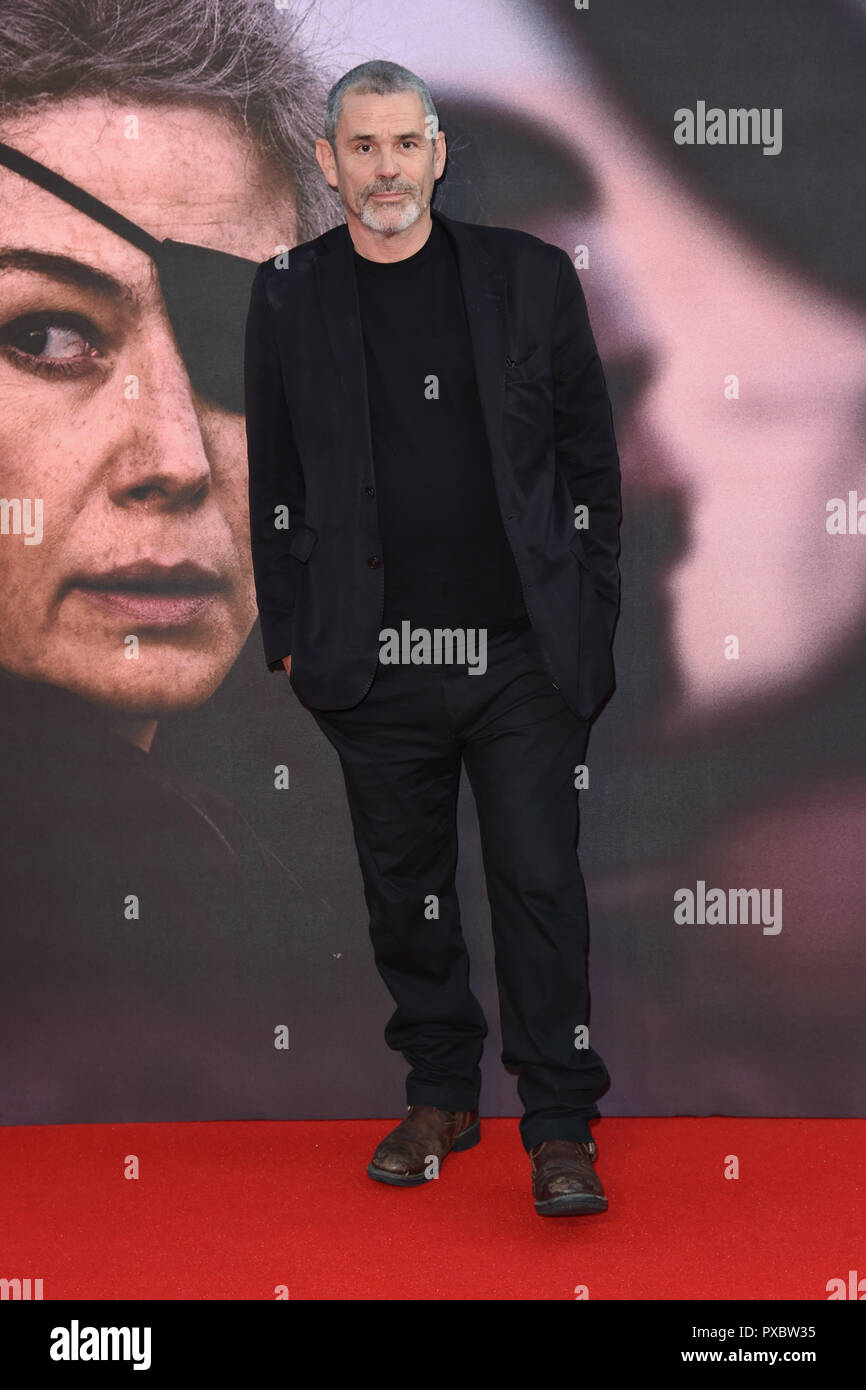 Paul conroy hi-res stock photography and images - Alamy