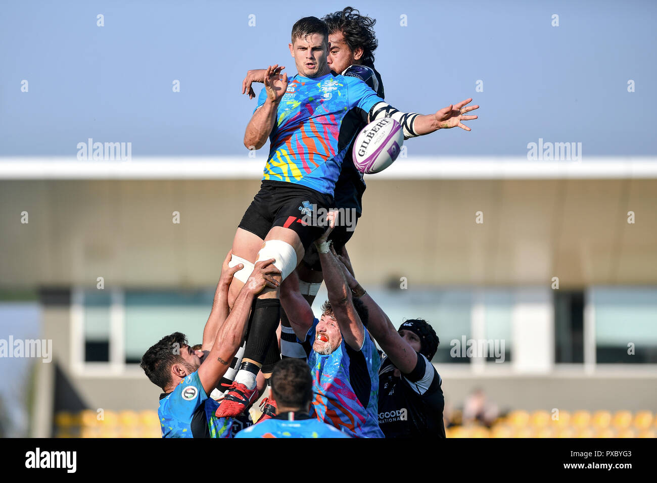 Pop Pass Rugby High Resolution Stock Photography and Images - Alamy