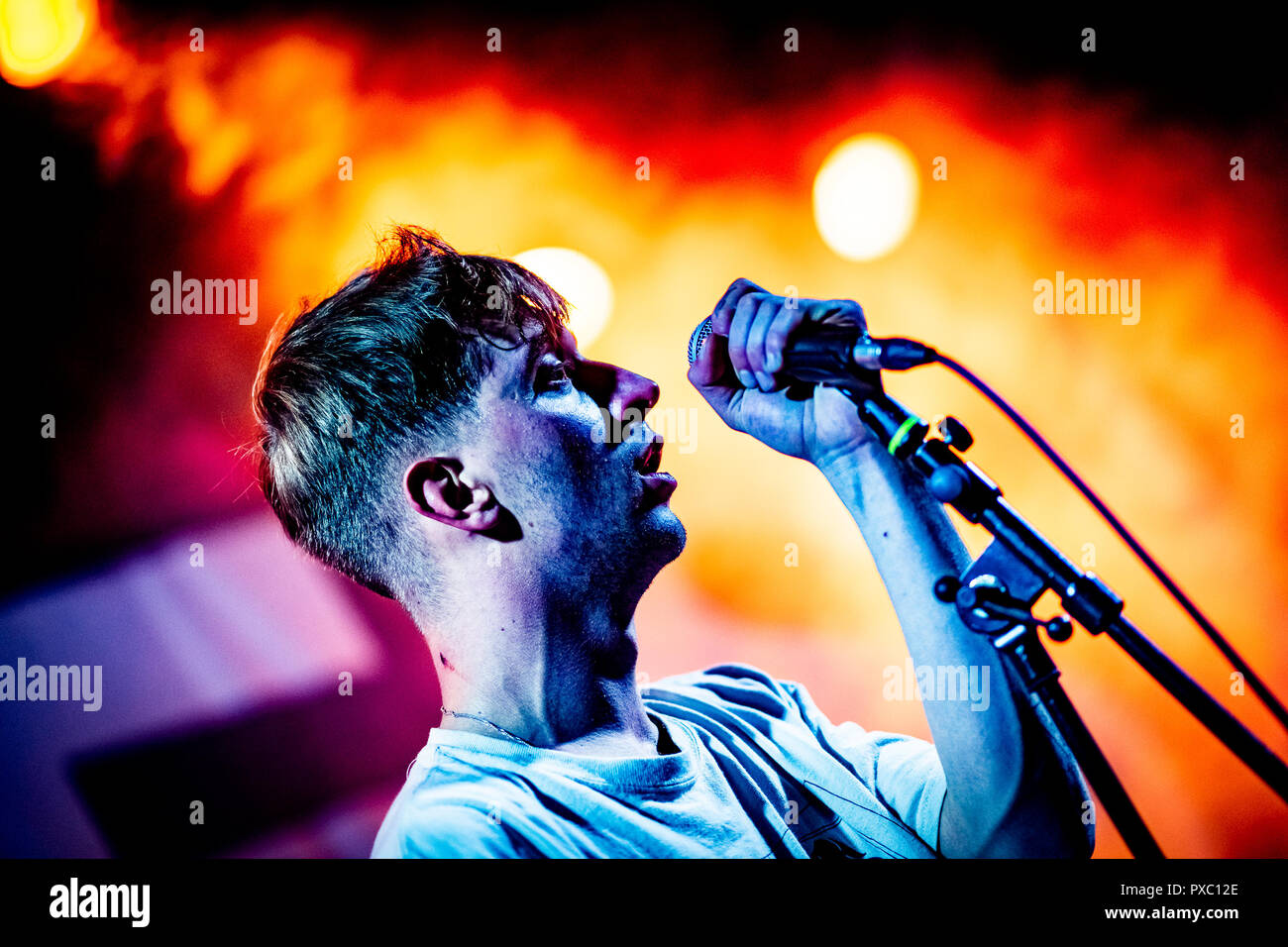 Heavy lungs band hi-res stock photography and images - Alamy