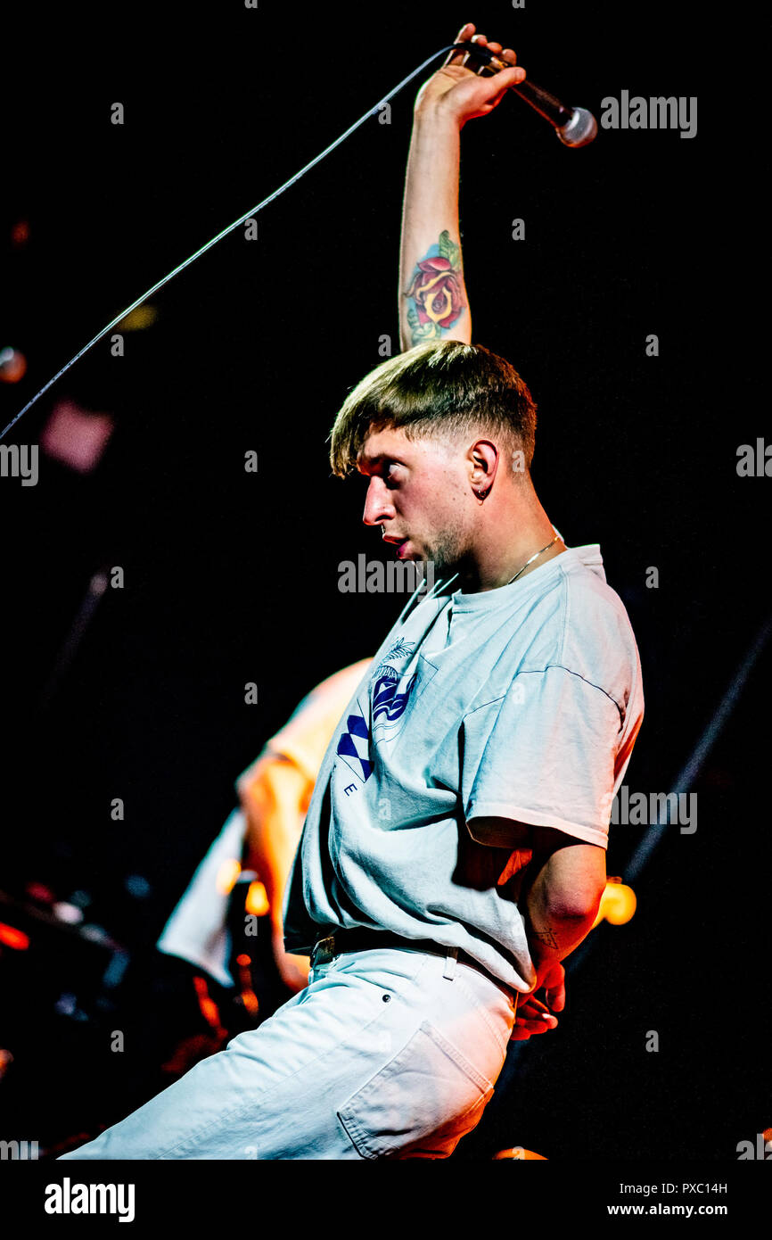 Heavy lungs band hi-res stock photography and images - Alamy