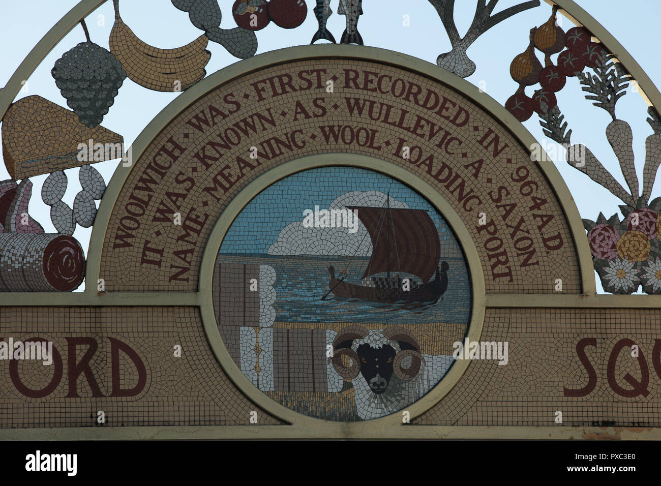 Woolwich town centre hi-res stock photography and images - Alamy