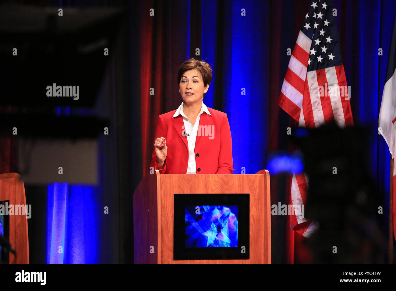 Davenport, Iowa, USA. 21st Oct, 2018. Iowa Governor Kim Reynolds ...