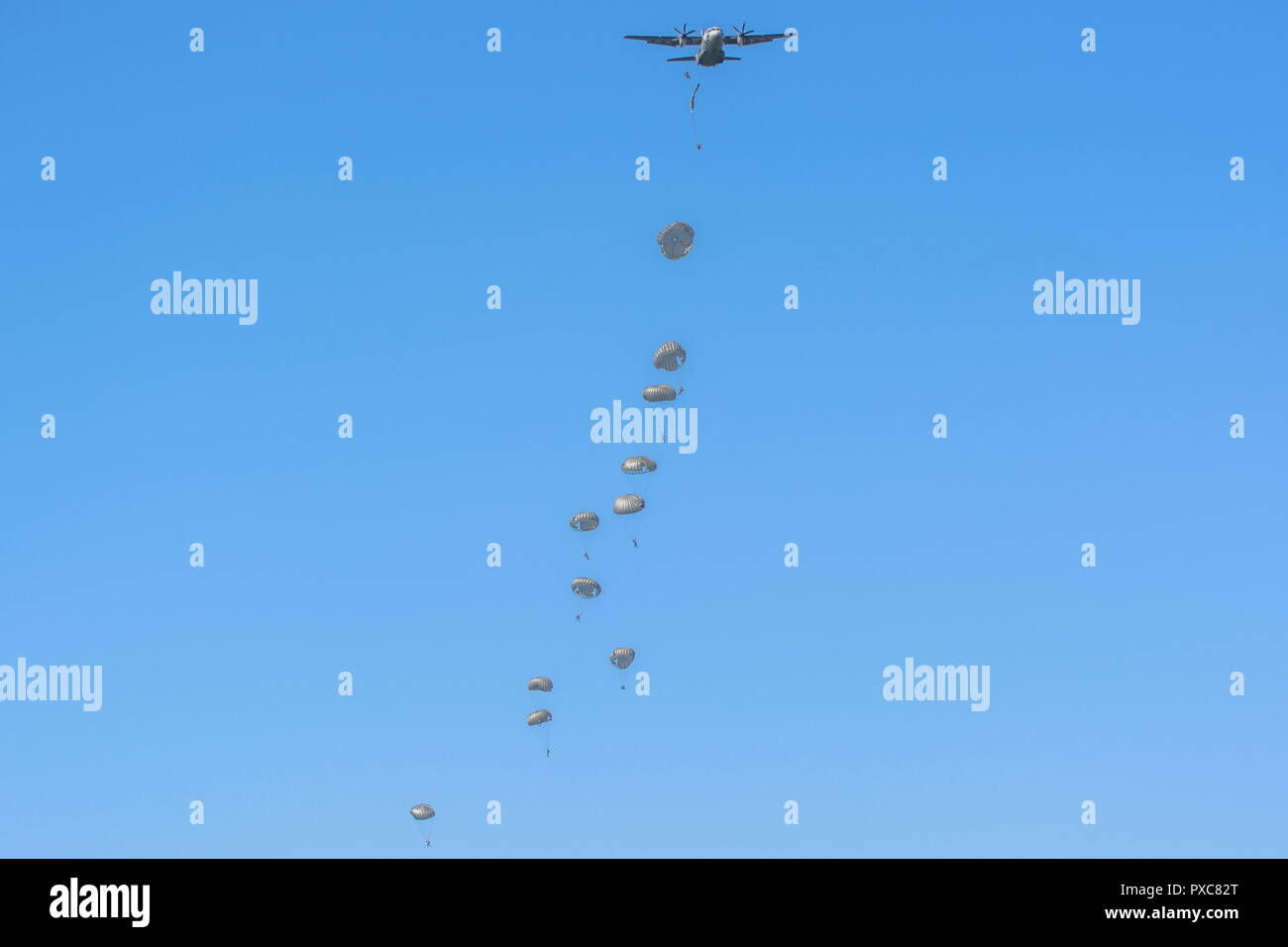 Spartan paratroopers hi-res stock photography and images - Alamy
