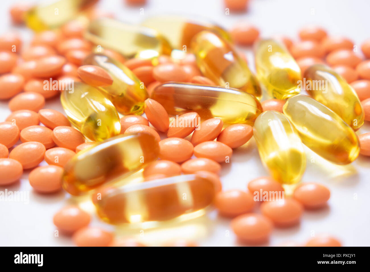 Fish oil pills hi-res stock photography and images - Alamy