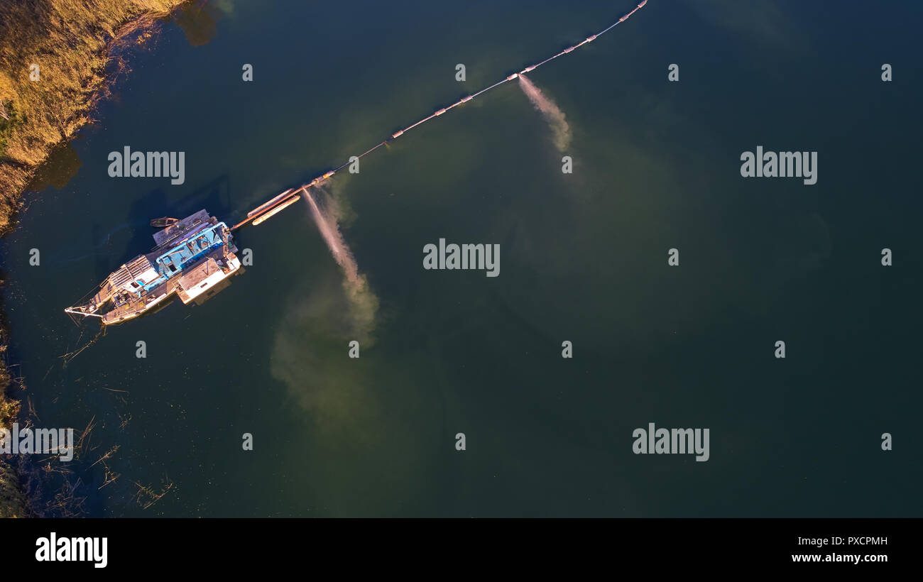 Deep sea mineral extraction hi-res stock photography and images - Alamy