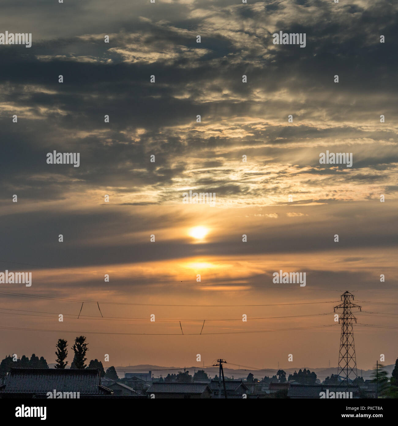 Electricity pylon japan hi-res stock photography and images - Alamy