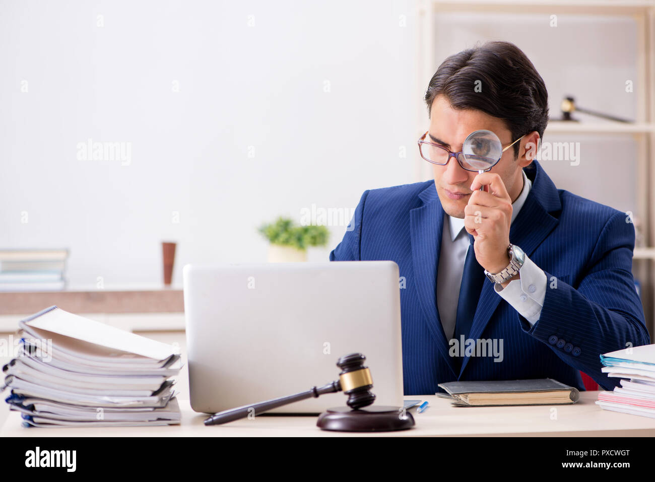 Judge looking evidence hi-res stock photography and images - Alamy