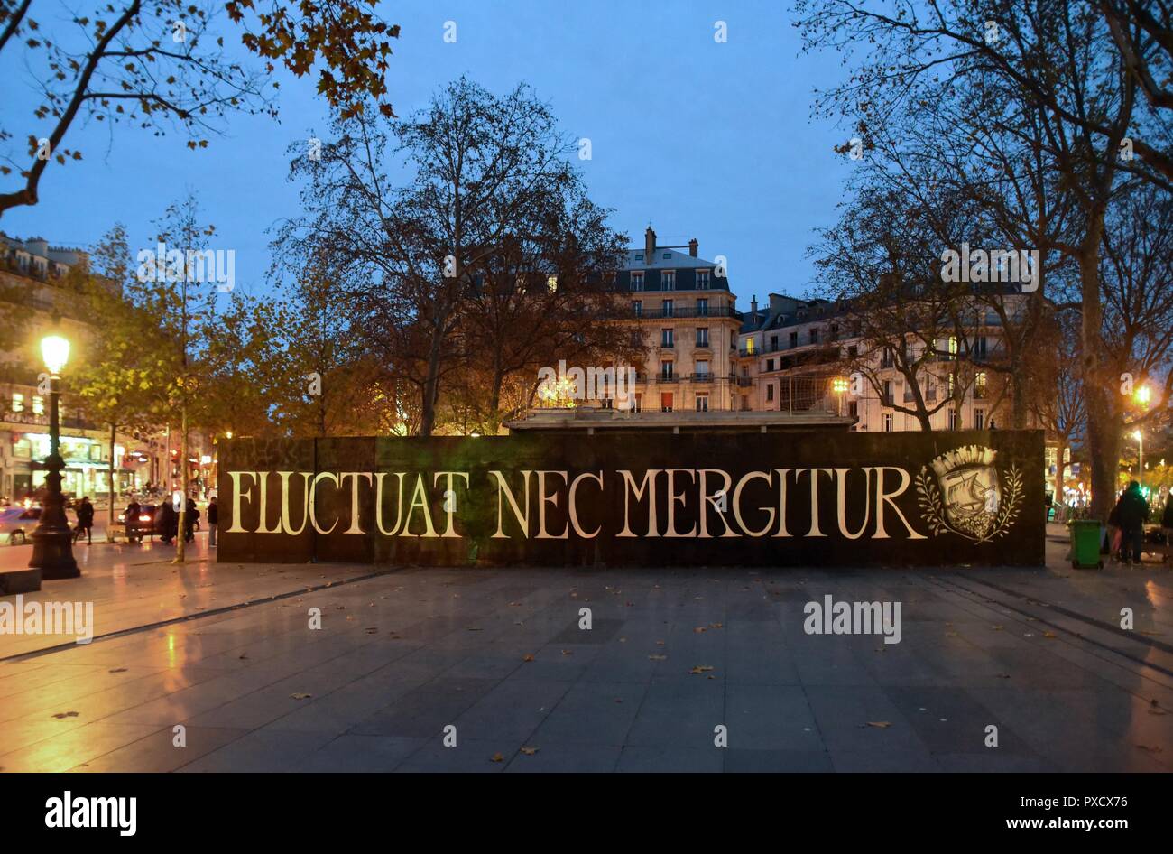 Fluctuat nec mergitur hi-res stock photography and images - Alamy