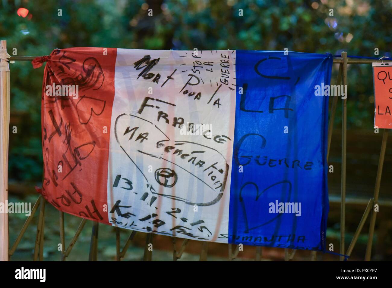 Drapeau parisien hi-res stock photography and images - Alamy