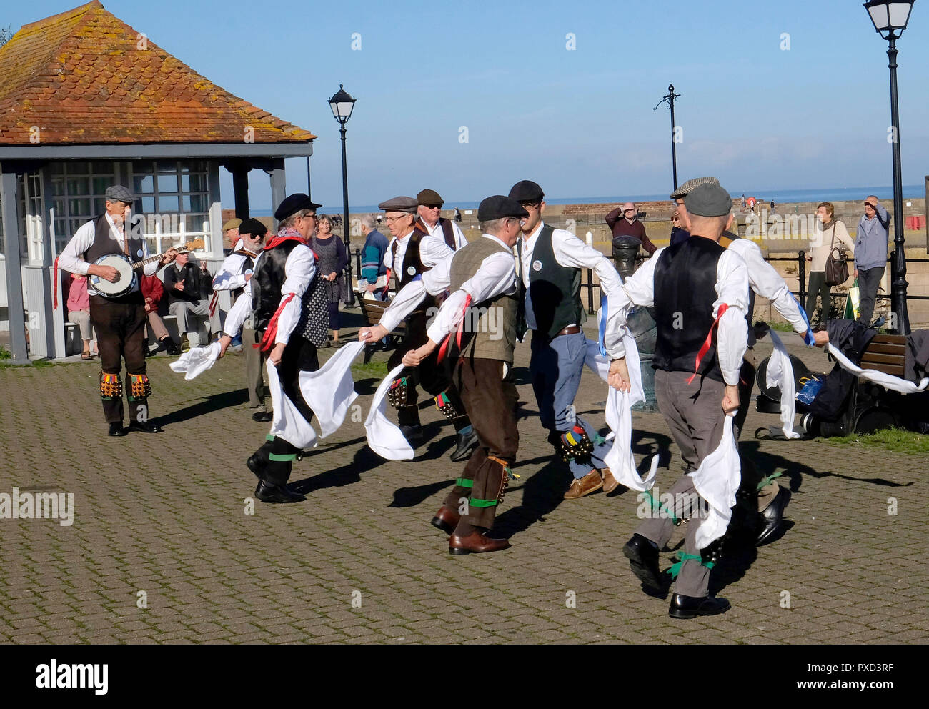 Morris Dancers British Traditional Folk Stock Photos & Morris Dancers ...