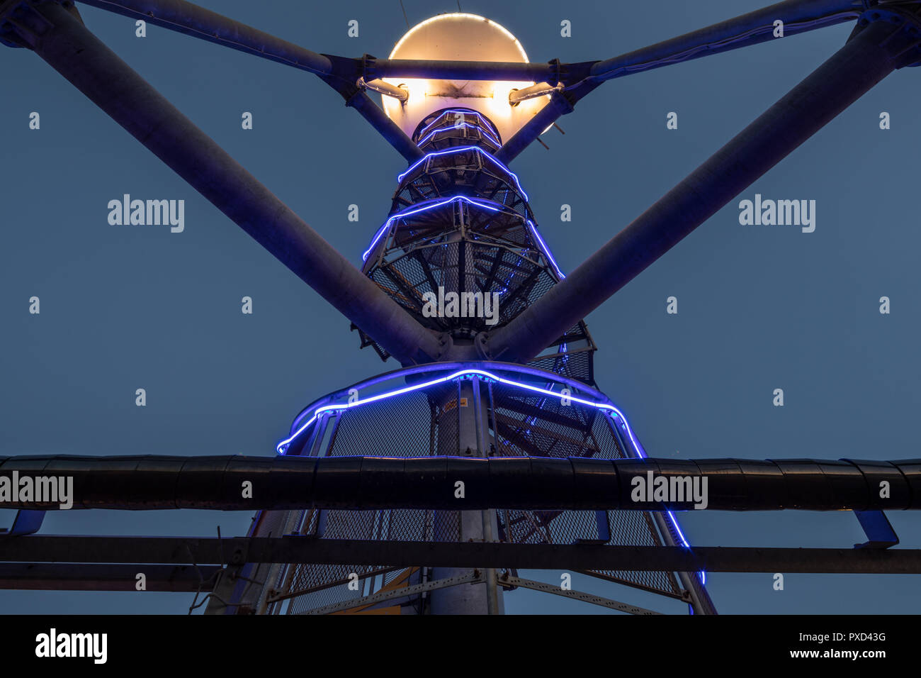 Bournemouth pier amusements hi-res stock photography and images - Alamy