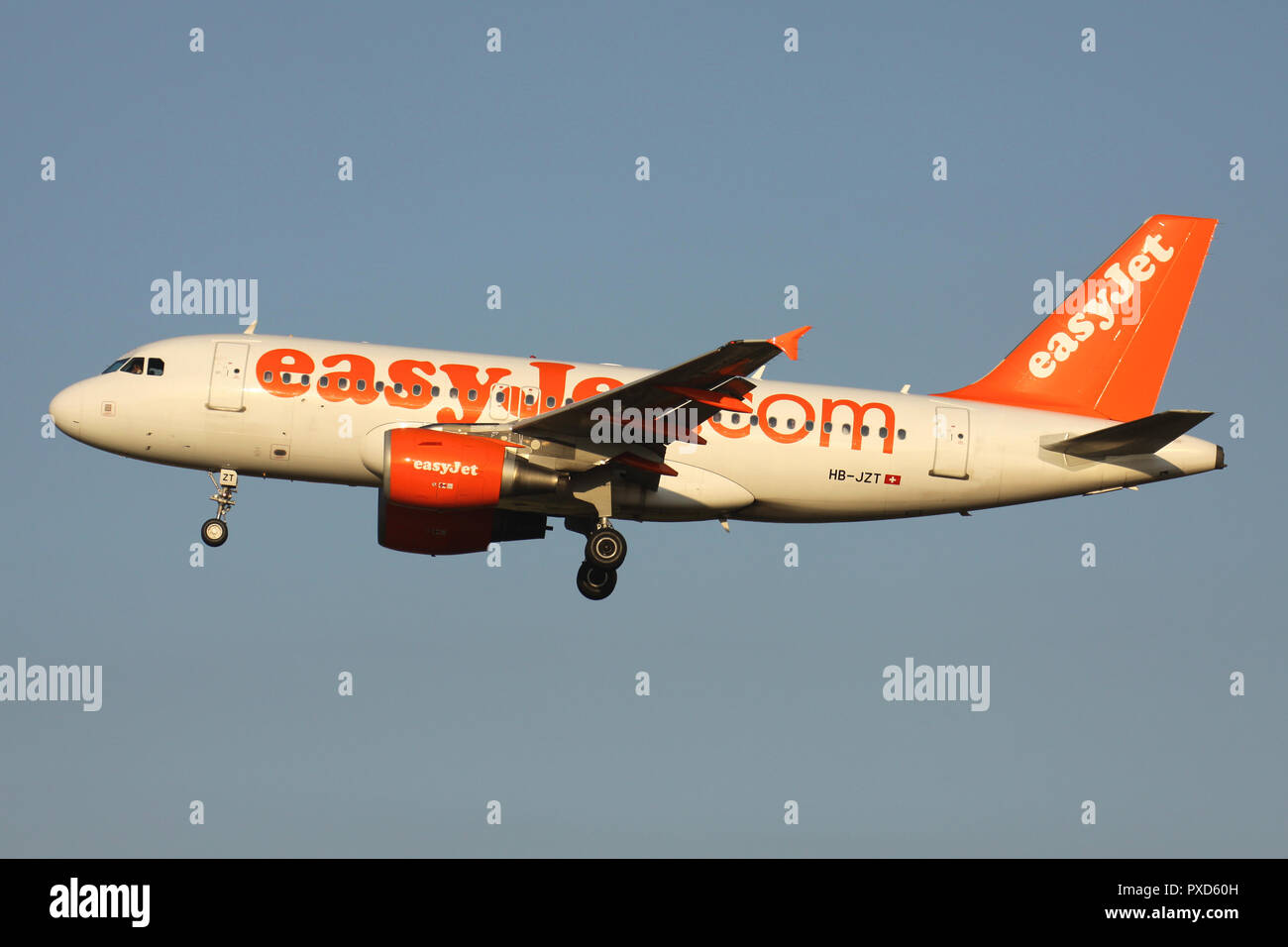 easyJet Switzerland Airbus A319-100 (old livery) with registration HB ...
