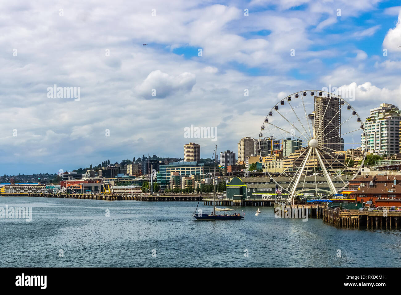 Great or Ferris Wheel and waterfront of Seattle from Elliott Bay ...