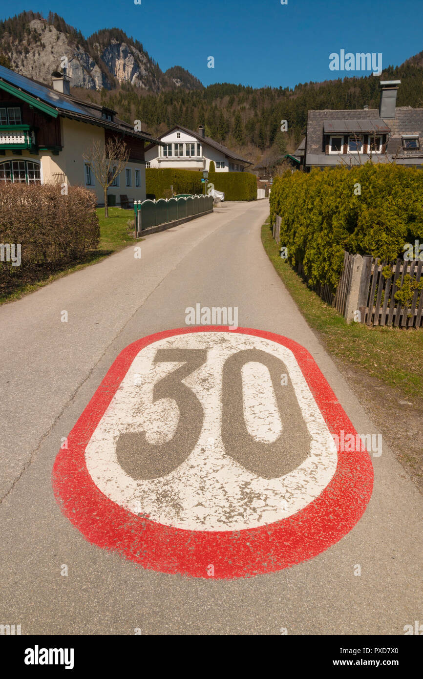30 km speed limit sign hi-res stock photography and images - Alamy